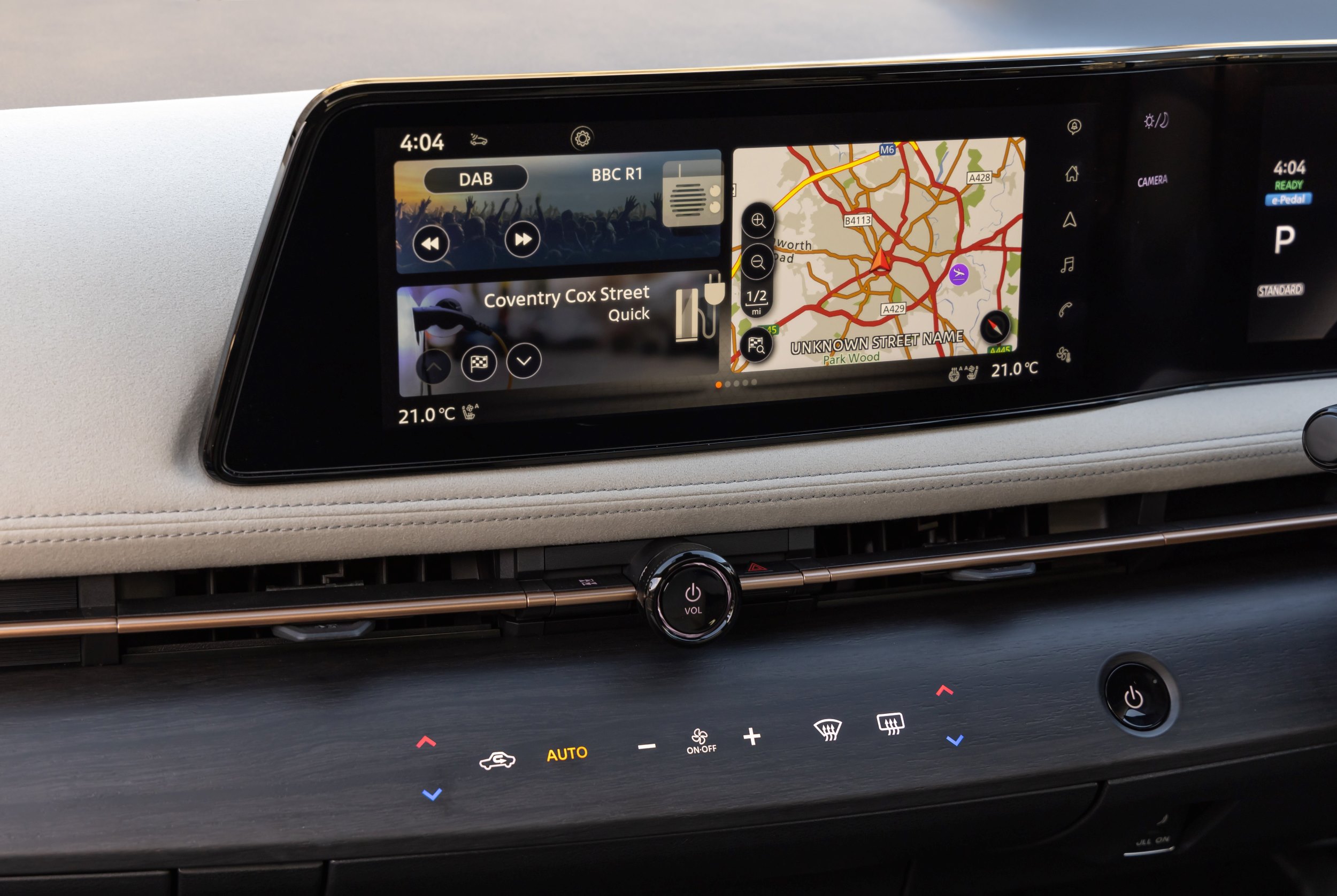 Nissan Ariya Review 2024 | CARWOW LEASEY