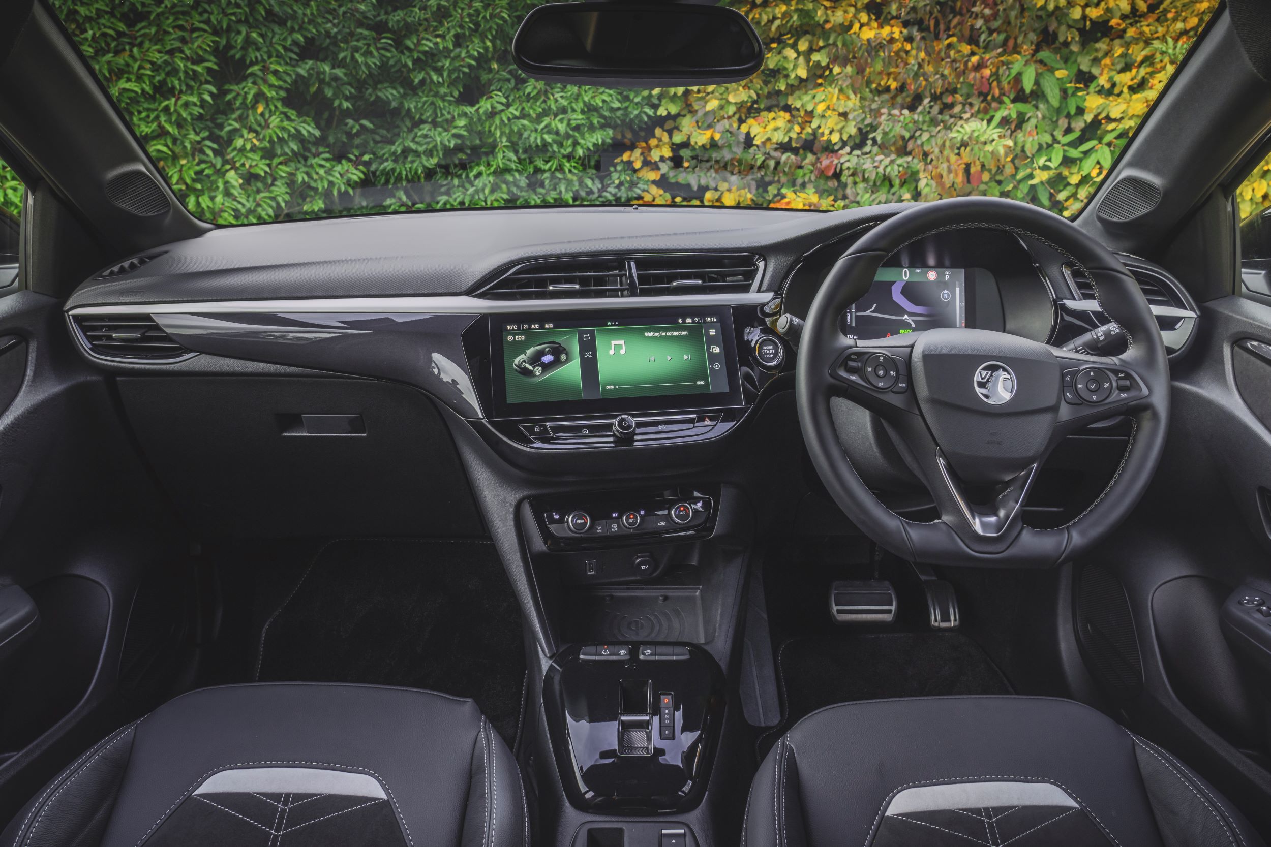 Vauxhall Corsa Electric Review 2024 | CARWOW LEASEY