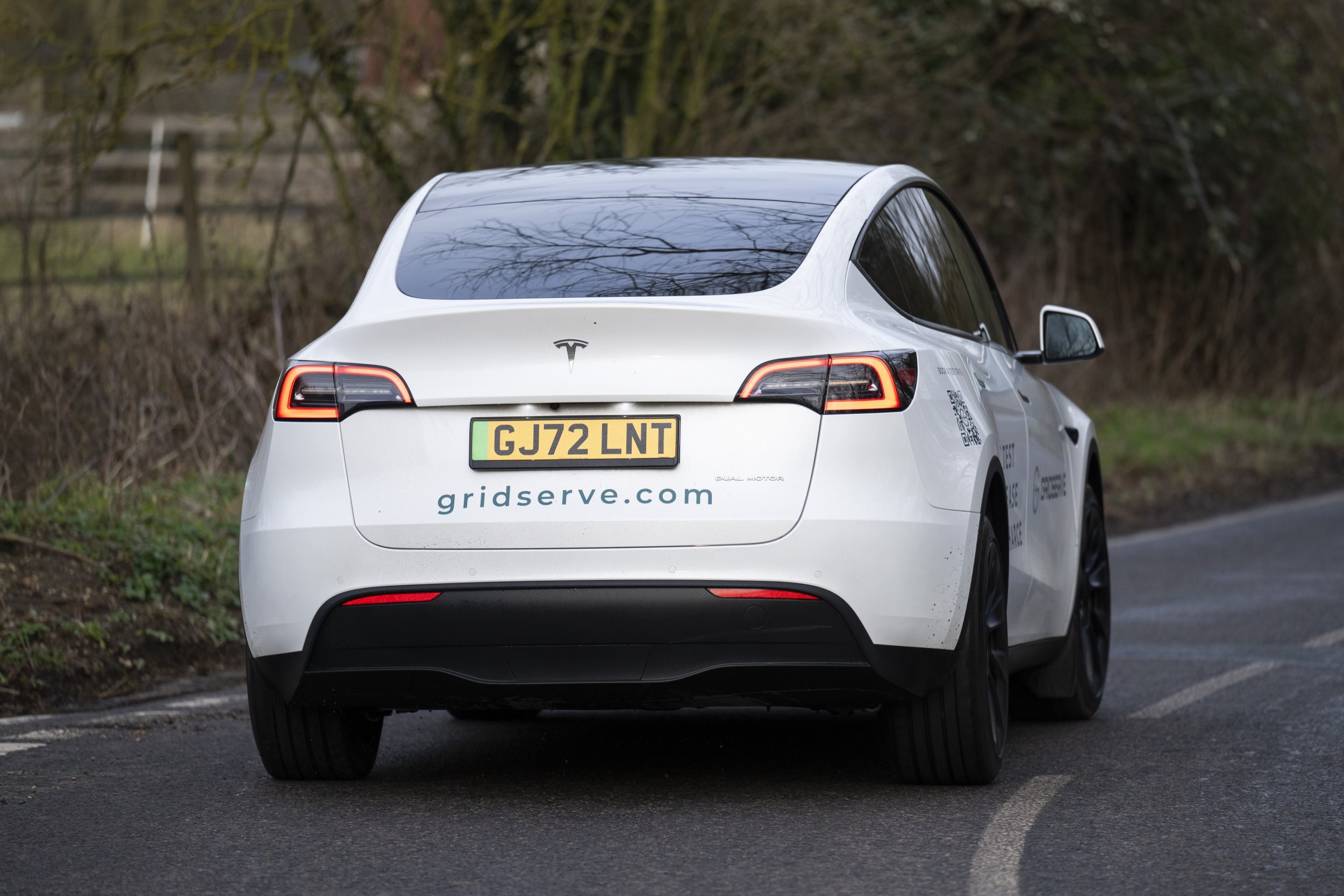 Tesla Model Y Review 2024 | CARWOW LEASEY