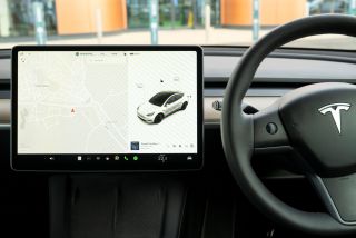 Tesla Model Y Review 2024 | CARWOW LEASEY