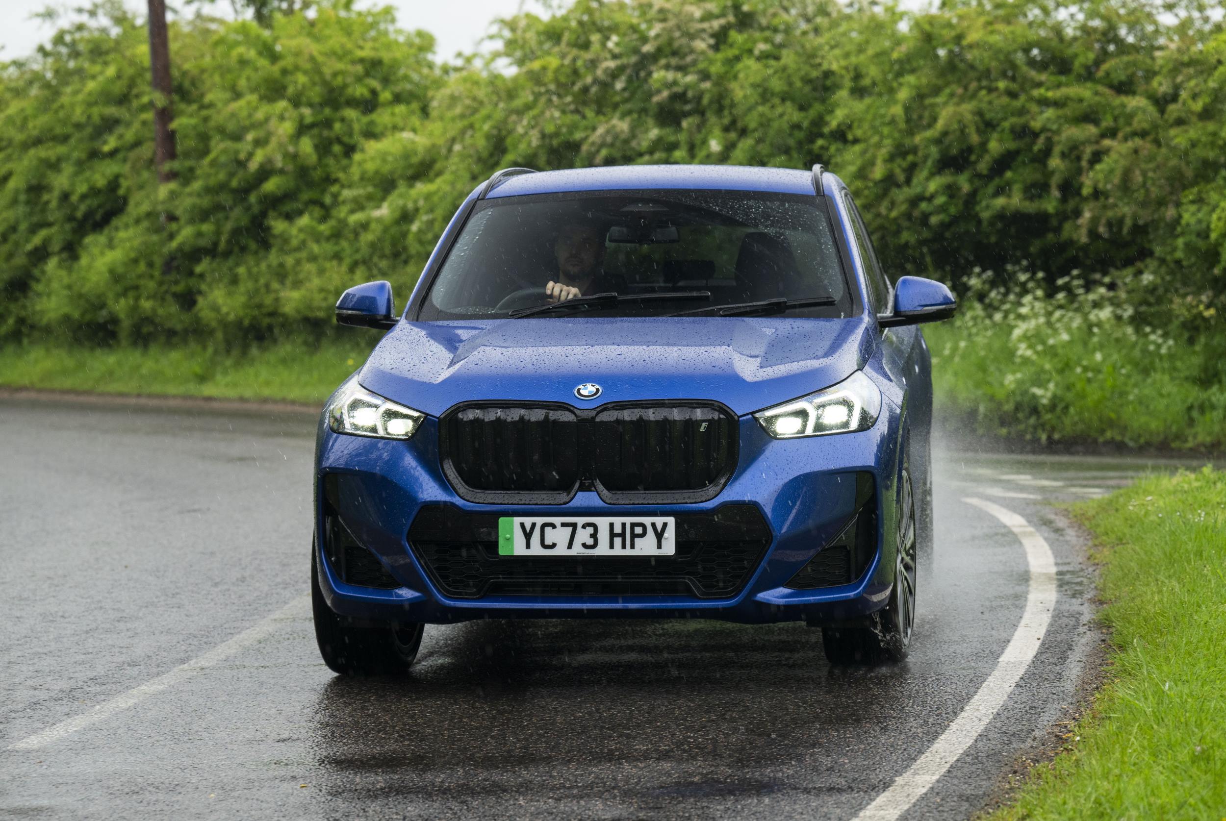 BMW iX1 Review 2024 | CARWOW LEASEY